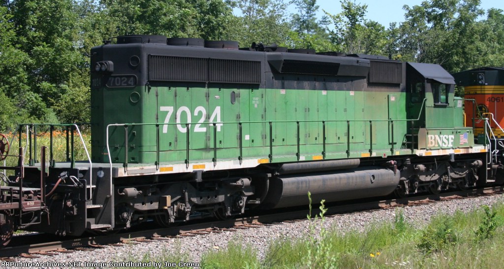 BNSF 7024
